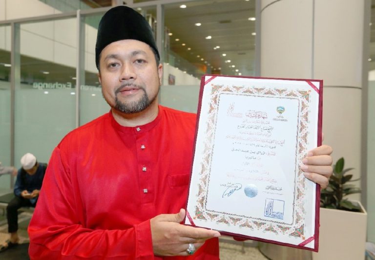 Aplikasi teori asabiyyah Ibn Khaldun dalam menjamin kestabilan Malaysia ...